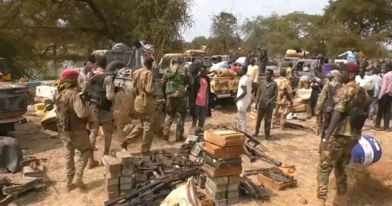 SSPDF confirms disarming SAF troops entering border after Heglig clash ...