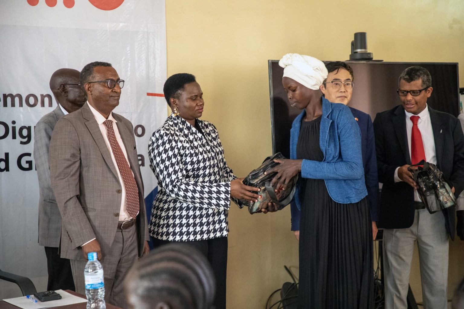 800 dignity kits distributed to vulnerable women and girls in Juba ...